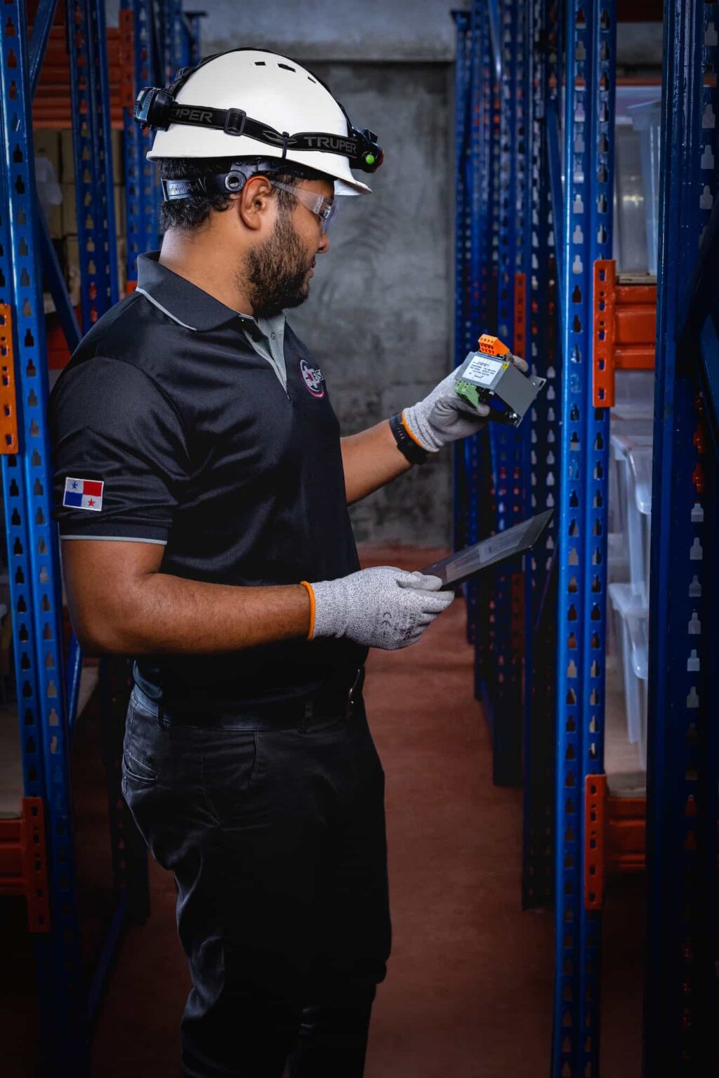 Etsa Holding - Elevadores y Escaleras Eléctricas